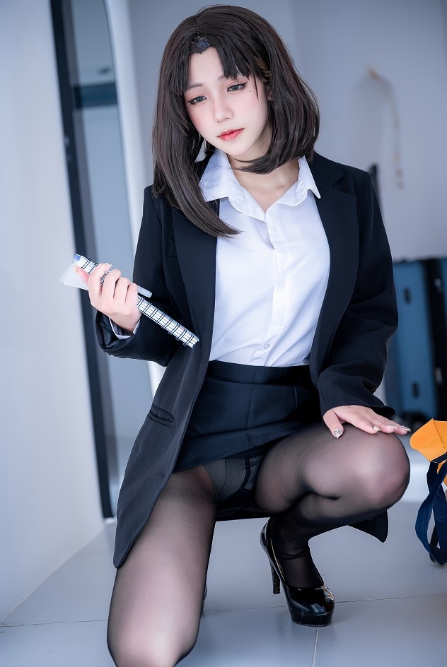 蓝小沂KiKi：Cos写真作品合集 – 鹿奈次元