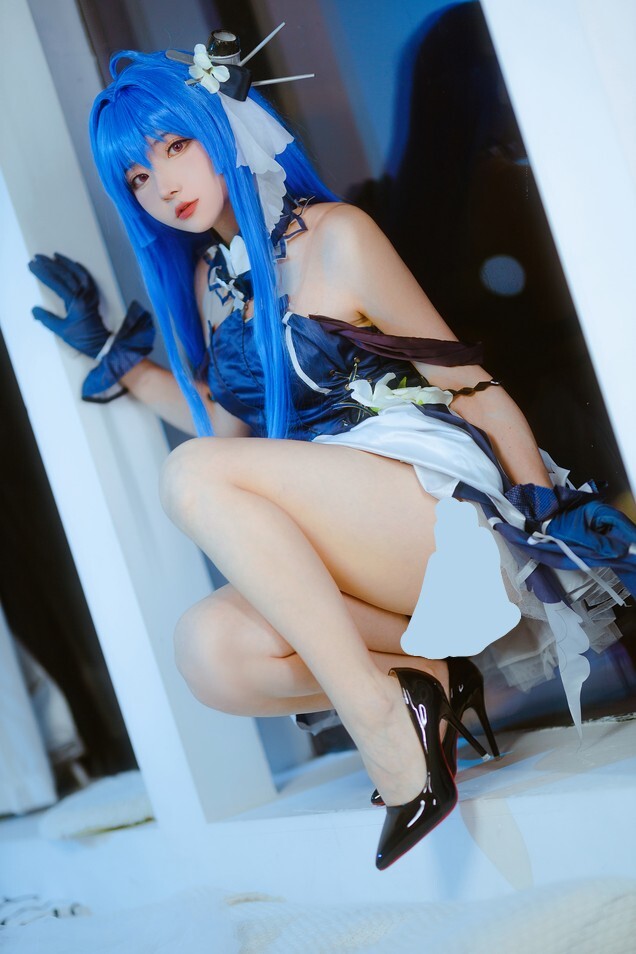 是三不是世w – 海伦娜捆绑 [57P1V-1.99GB] – 鹿奈次元