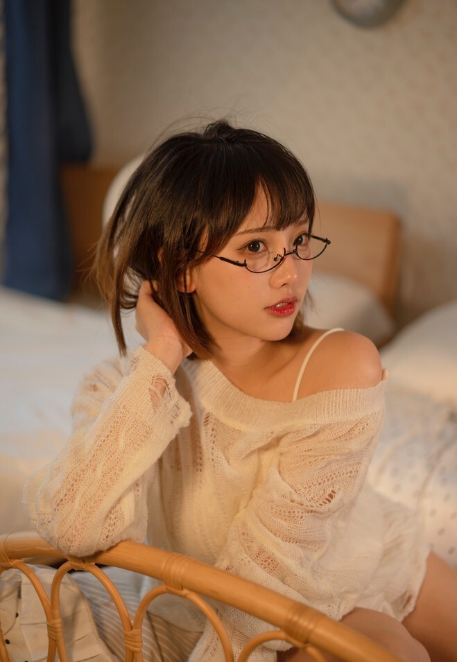 阿璇学妹 – 夏天 [18P-58MB] – 鹿奈次元