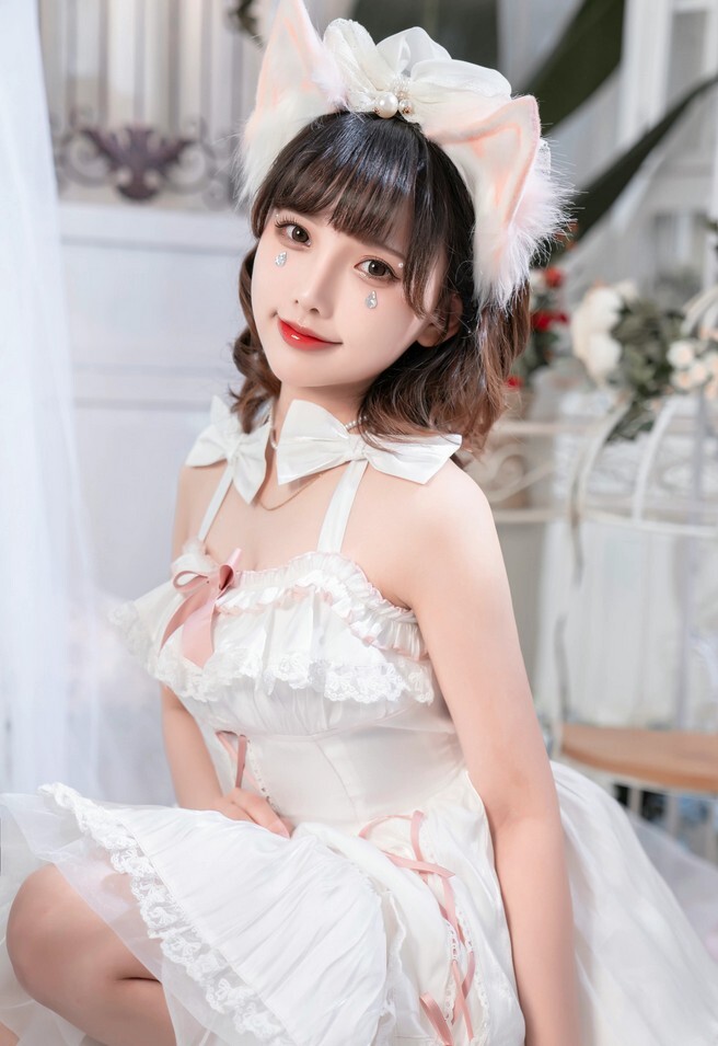 阿璇学妹 – 可爱的猫咪 [9P-53MB] – 鹿奈次元