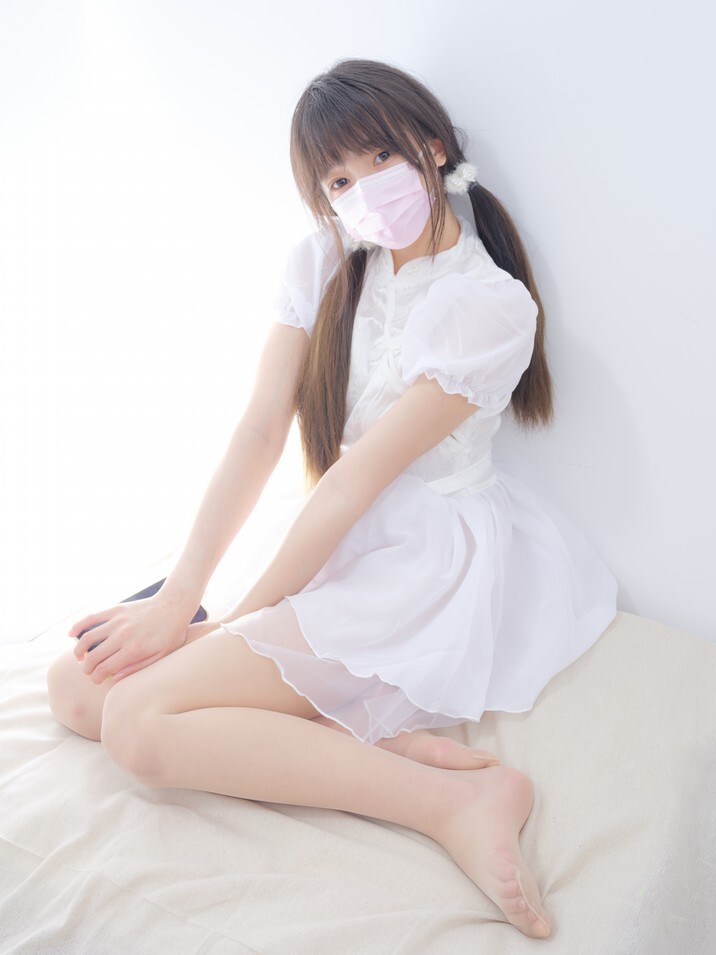 森萝财团 – 内部VIP系列 春雪 05E4K [115P2V-5.16GB] – 鹿奈次元