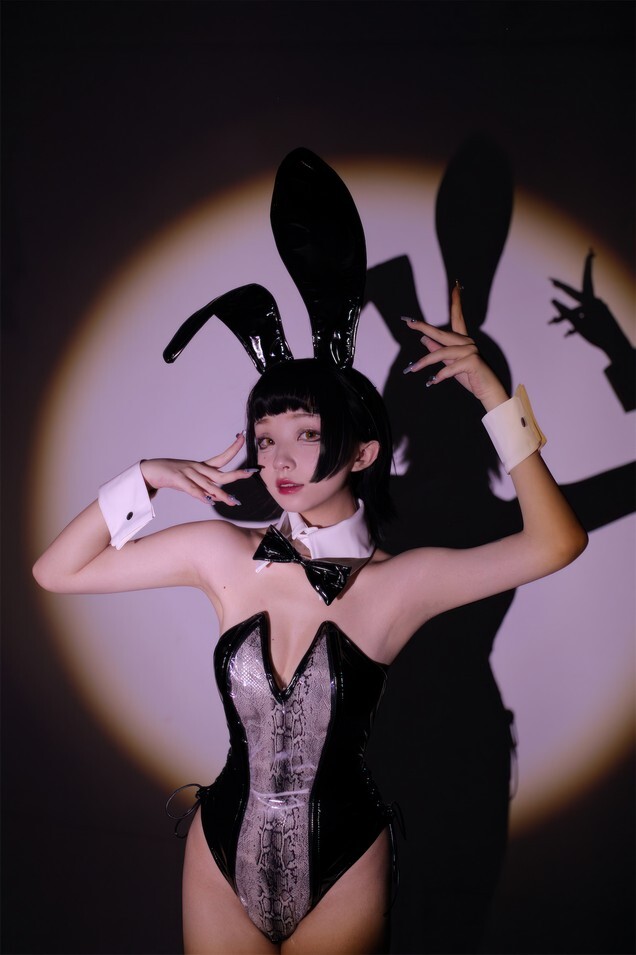 花铃 – 蛇女郎 [51P-254MB] – 鹿奈次元