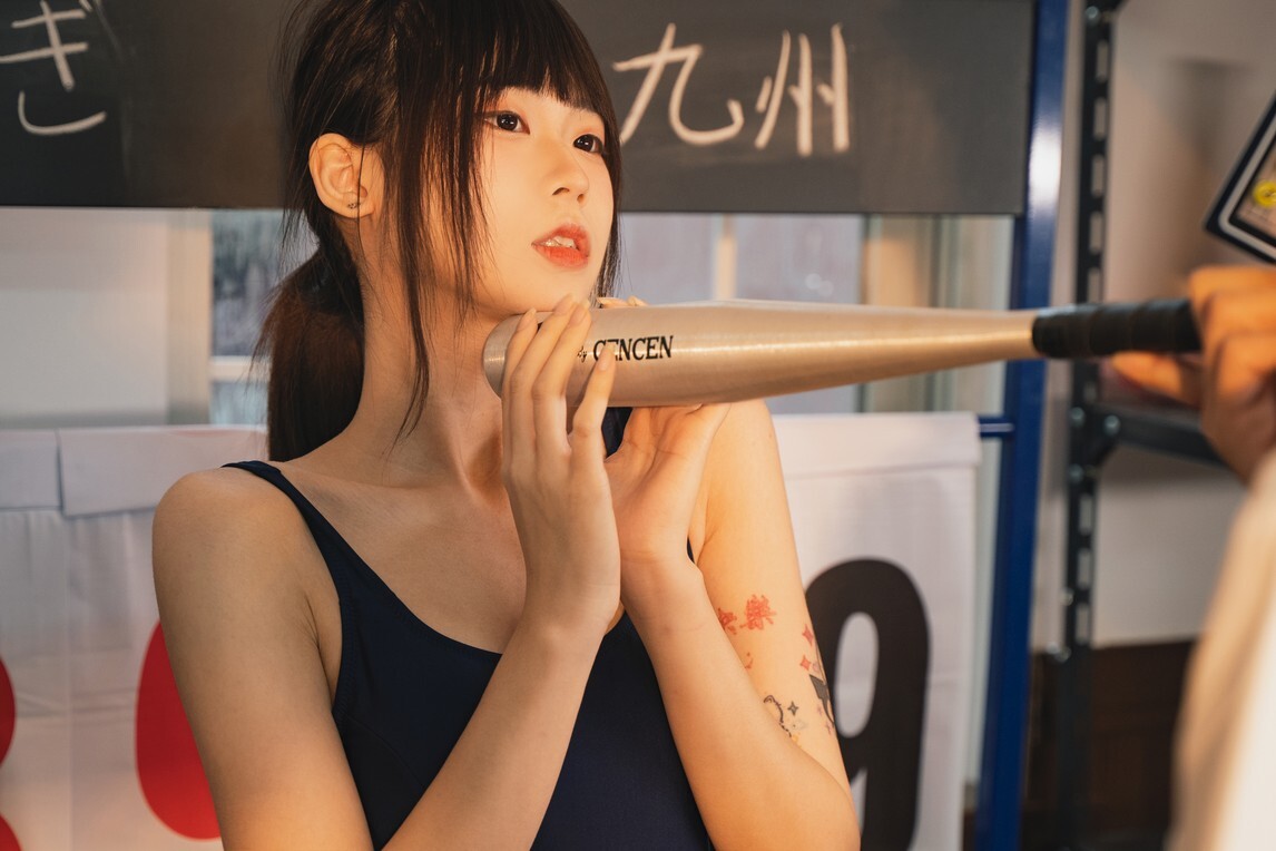 安曜曜 – 鹿奈次元