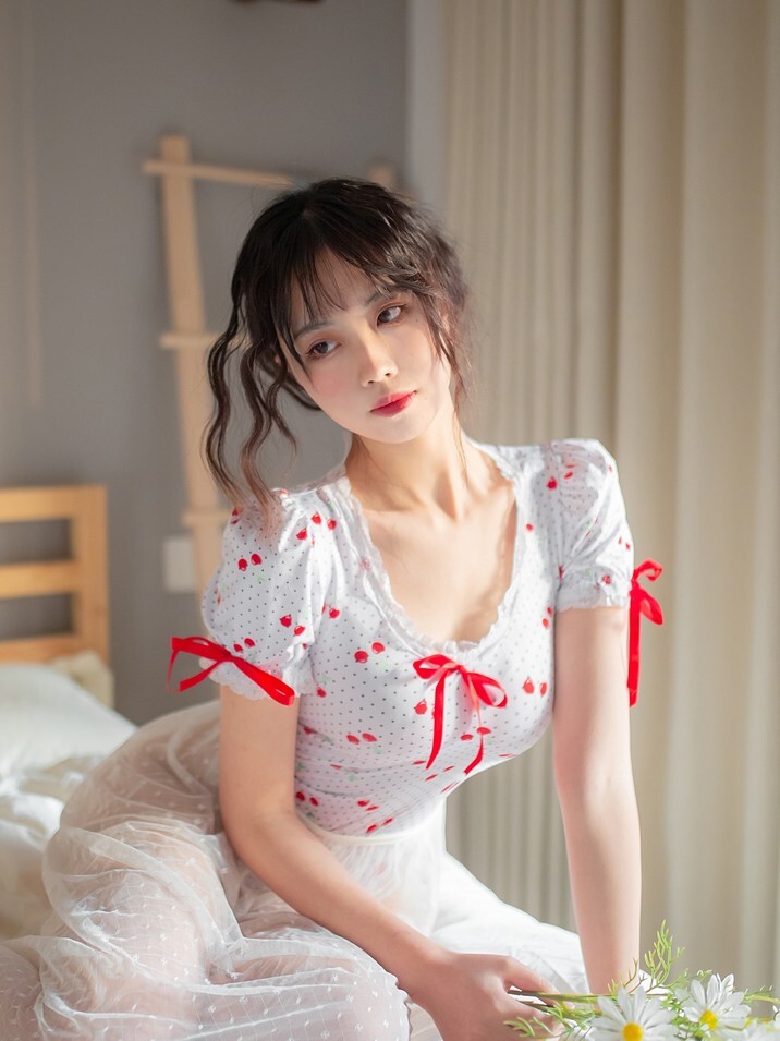 念雪ww – 红玫瑰 [32P-234MB] – 鹿奈次元