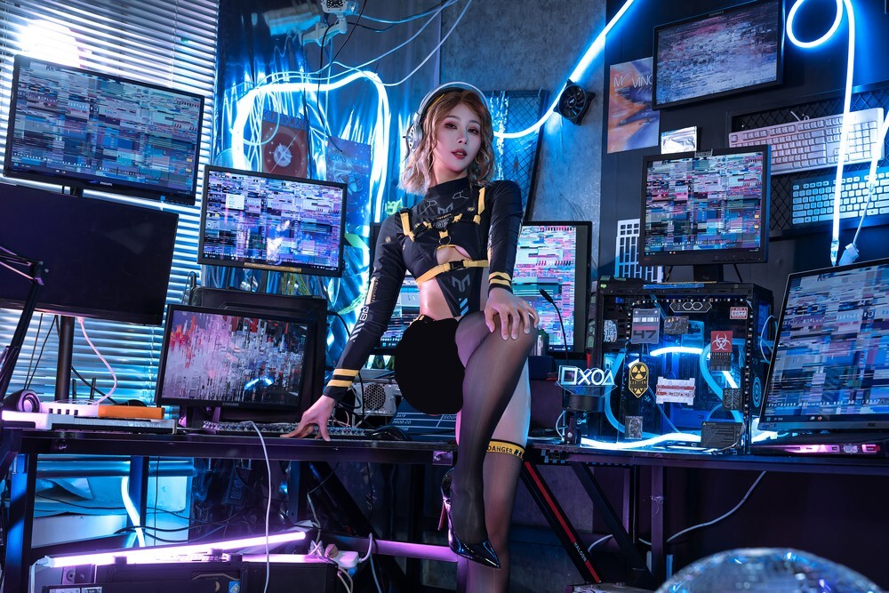 云溪溪 – 奶桃 骇入 [100P1V-1.98GB] – 鹿奈次元