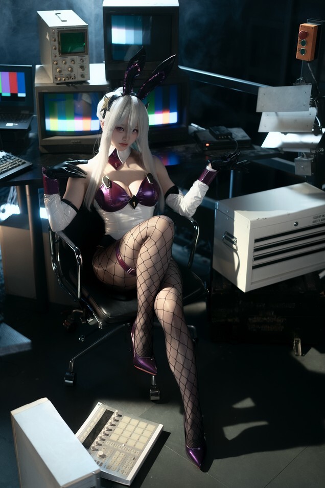 前野太太 – 奇尔沙治 [41P-520MB] – 鹿奈次元